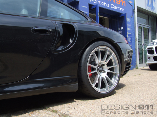 Porsche 996 Turbo with 19" OZ Ultraleggera Alloy Wheels | Design 911