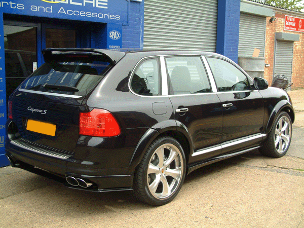 Porsche Cayenne MK1 fitted with SpeedArt spoilers | Design 911