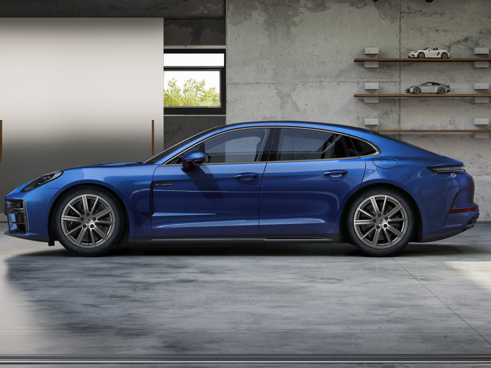 20-inch Panamera Turbo alloy wheels in Adamantium and winter tyres ...