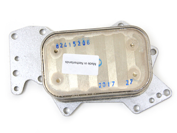 Porsche 957 958 Cayenne Radiator oil cooler on engine 95510727100 ...