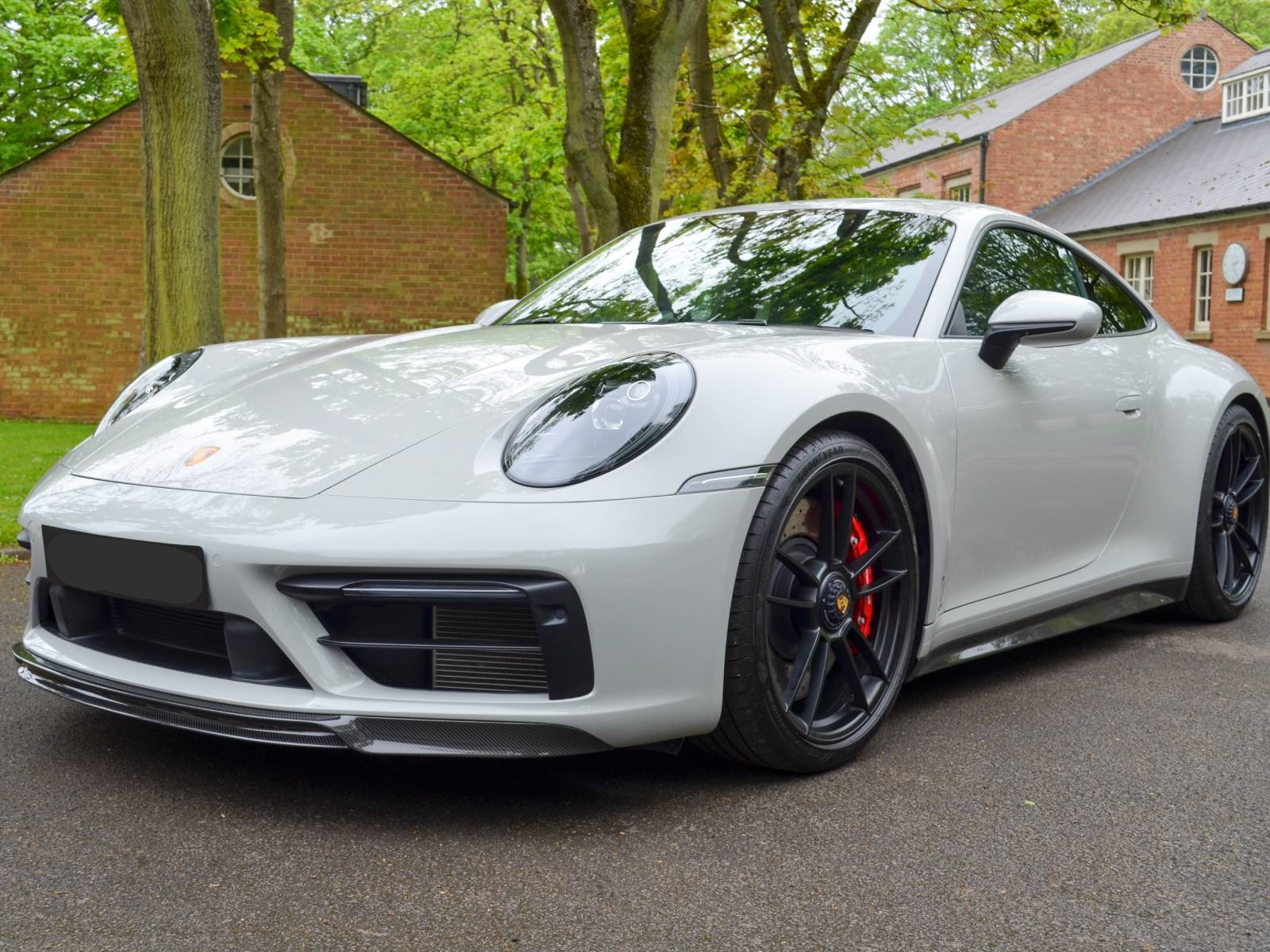 Side skirt set grey primer finish carbon fibre. Porsche 992 ...