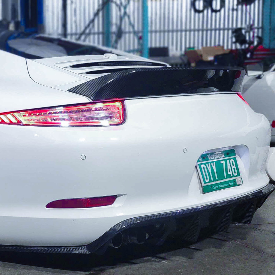 Carbon ducktail and rear diffuser kit. Porsche 991.1 - CARBONKIT991 ...