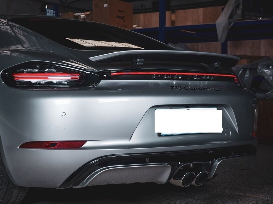 Tail gate streamer for Porsche 991 718 Boxster 718 Cayman - 98263100010 ...