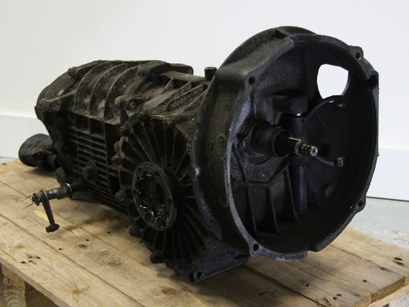 Porsche 911 Gearbox 915 915/60 5 gears - 91530090300U | Design 911