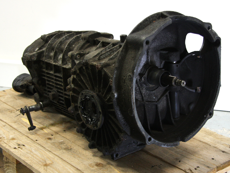 Porsche 911 Gearbox 915 915/60 5 gears - 91530090300U | Design 911