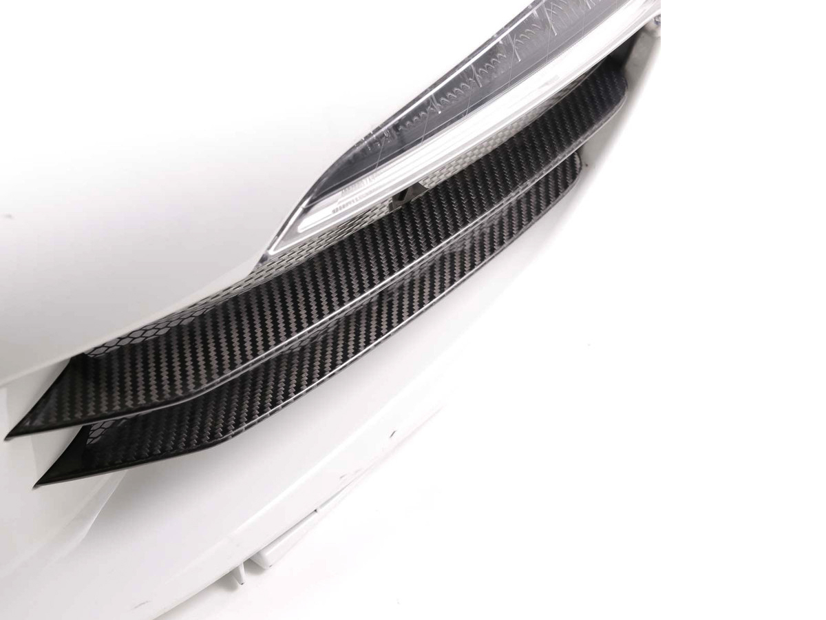 Porsche 958 Cayenne Frontstoßstange Seitenluftkanal geschlossen ...