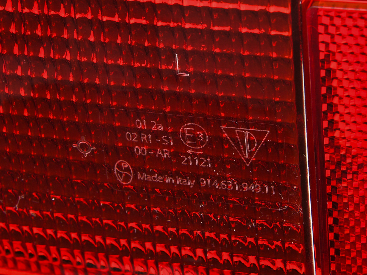 Original Porsche 91463140417 91463140317 Rear indicator unit for ...