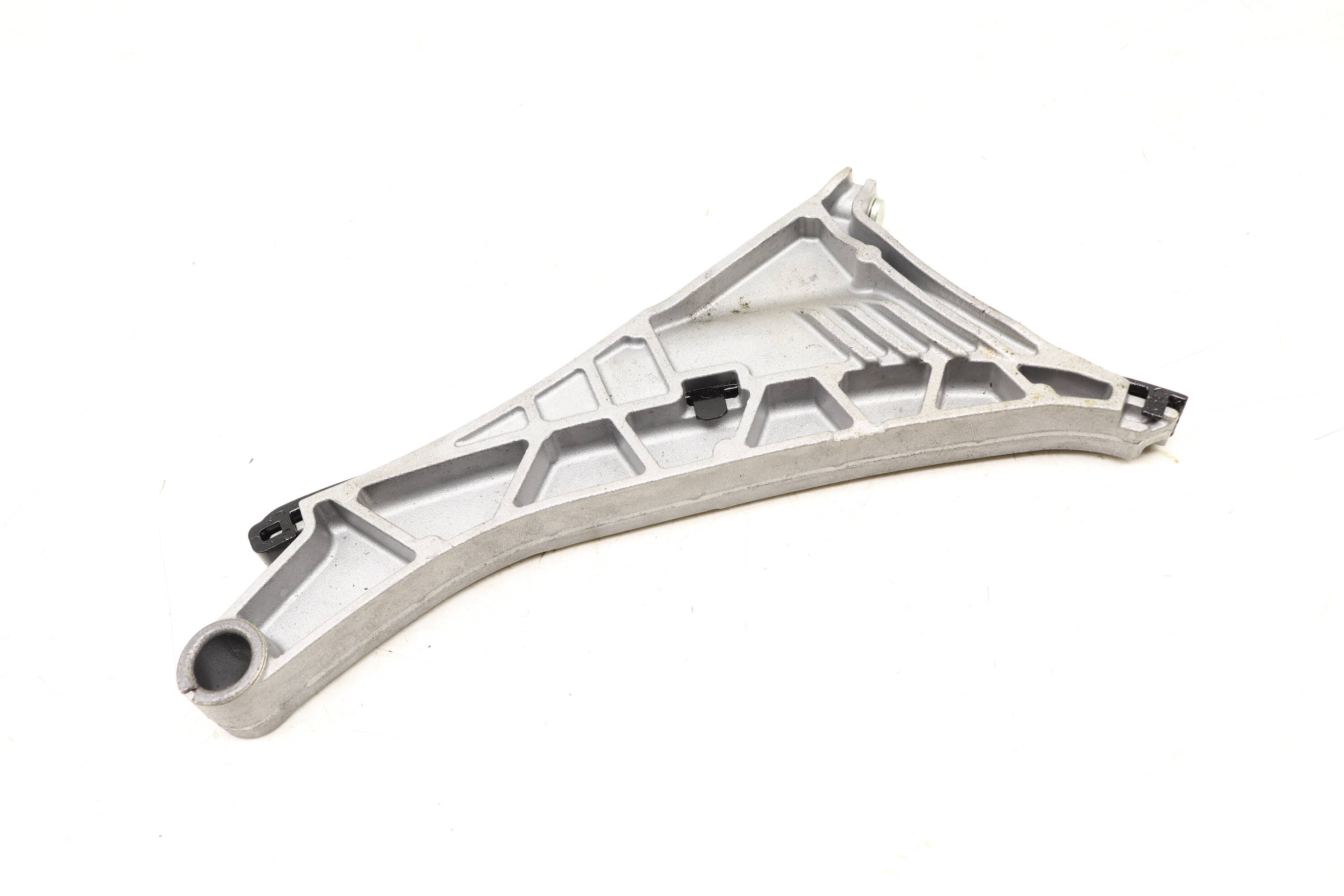 Timing Chain Guide - Cylinders 4-6 / Left-Side. Porsche 95B-2/95B-3 ...