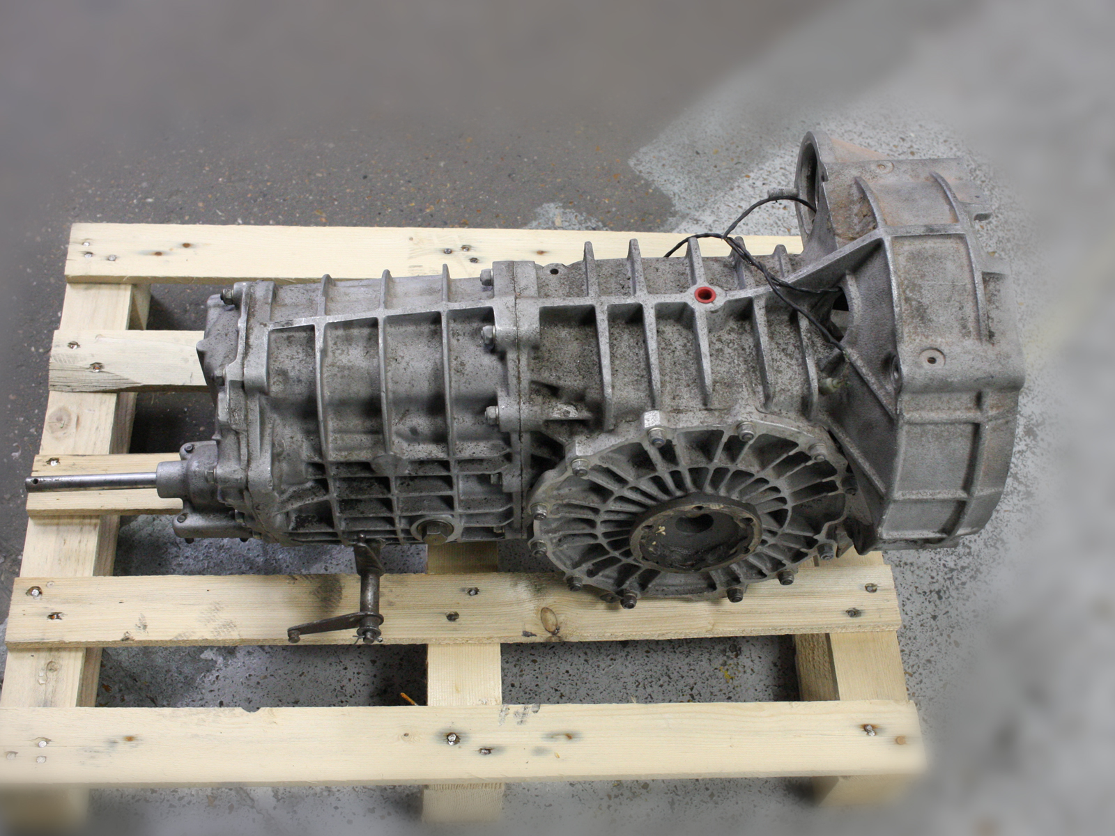 Porsche (911) 930 3.3L Turbo 4 speed gearbox Used - 93030001034/1 ...