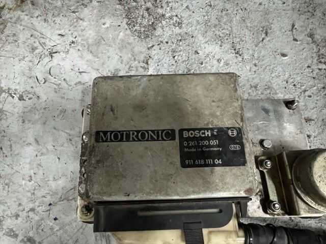 Porsche 911 3.2L Engine with ECU & Loom 930/20 231ps Rebuilt ...