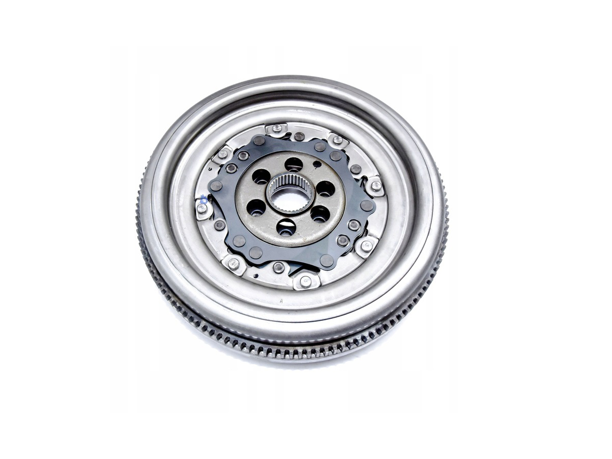 Dual-mass flywheel for Porsche 971.2 Panamera 4 / 4S 2.9L E-Hybrid ...