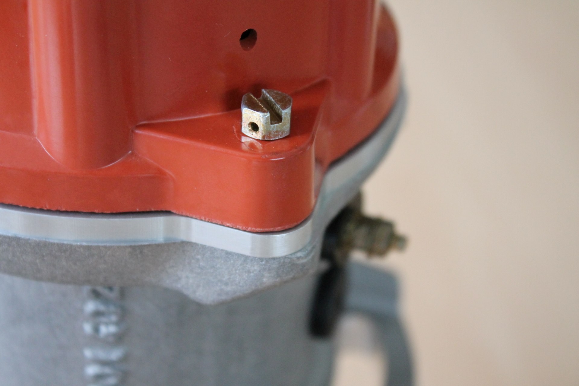 12 plug distributor, Bosch style. Porsche 911 SC - 90160202510/1 ...