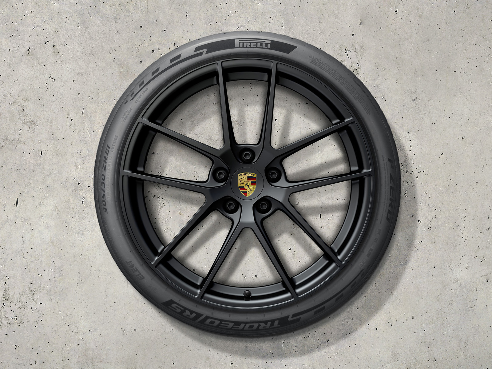 21-inch Turbo GT lightweight summer forged wheel set with track tyres ...