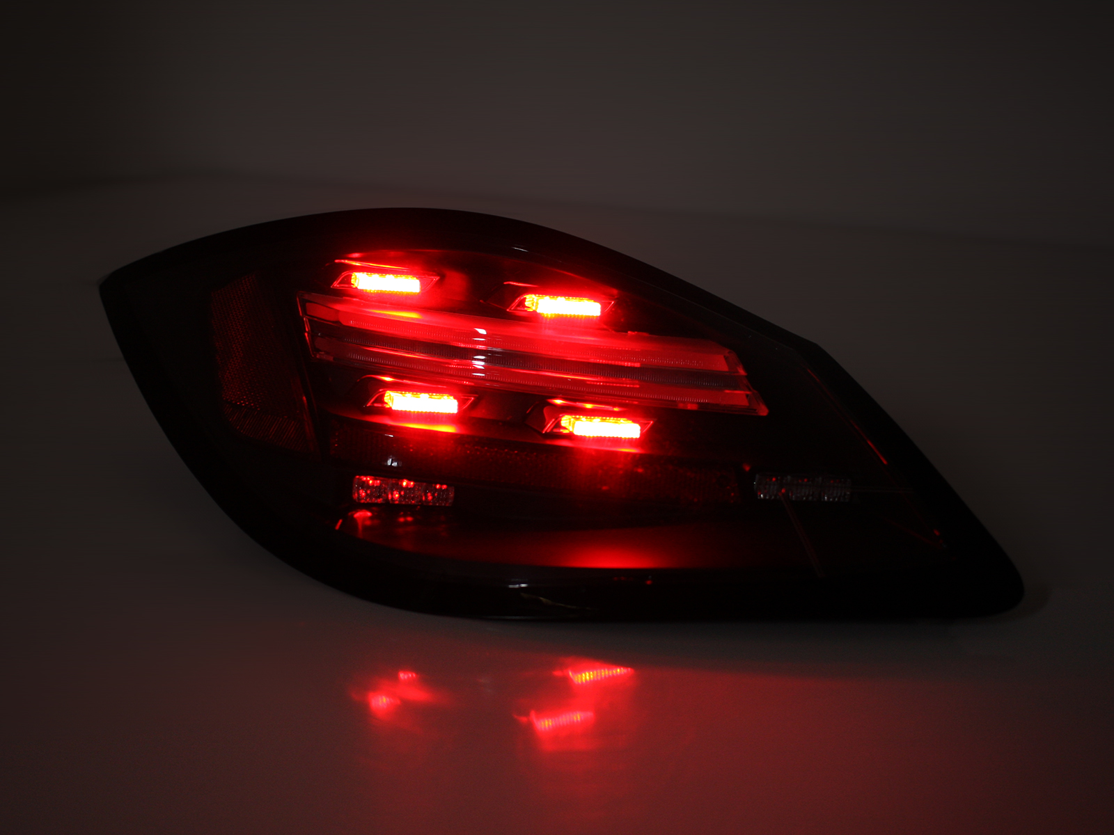 Sequential LED Upgrade Indicator Units Rear. 718 STYLE Porsche 987.2 ...