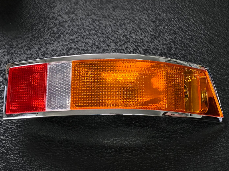 Stuttgart Classica SC35- Smooth rear indicator lamp units. Porsche 911 ...