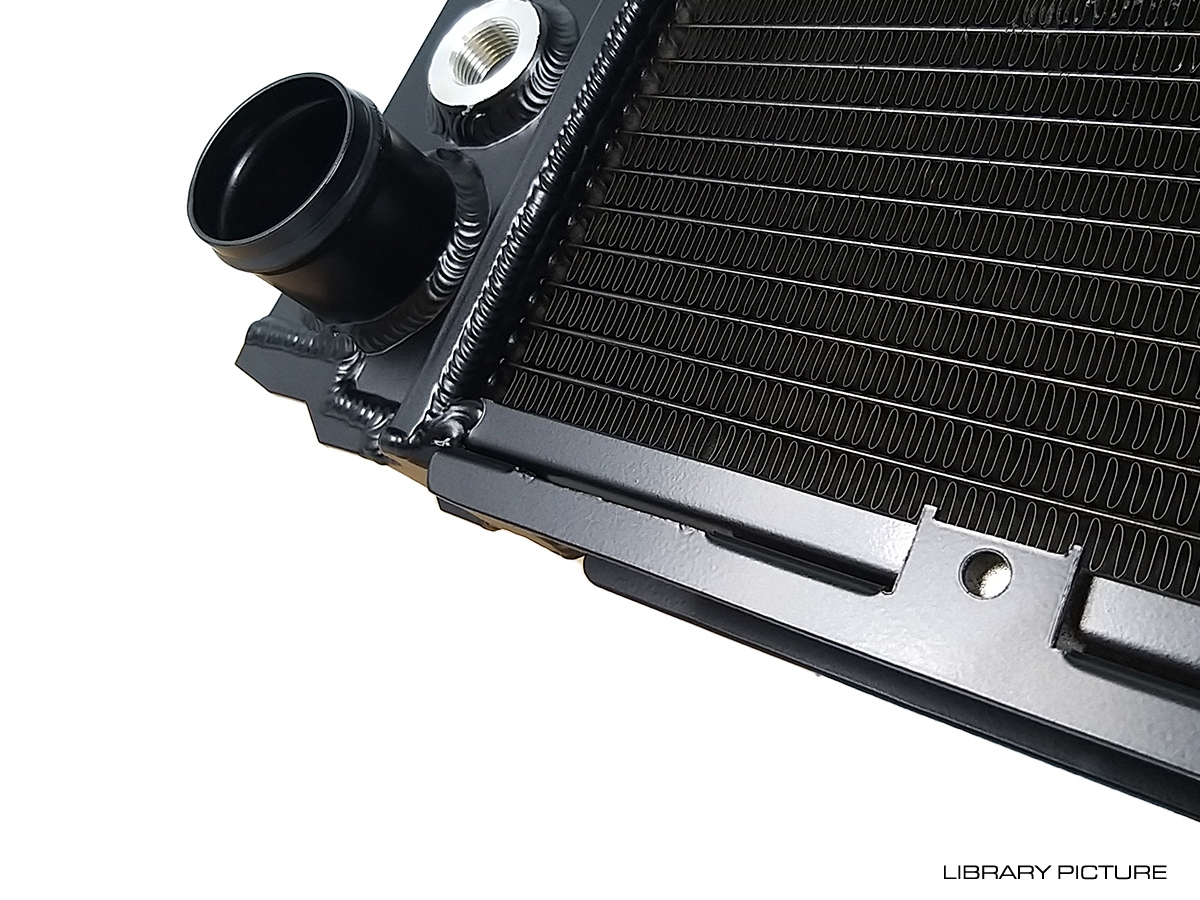 High efficiency aluminium water radiator for Porsche 928 / S / S2 ...