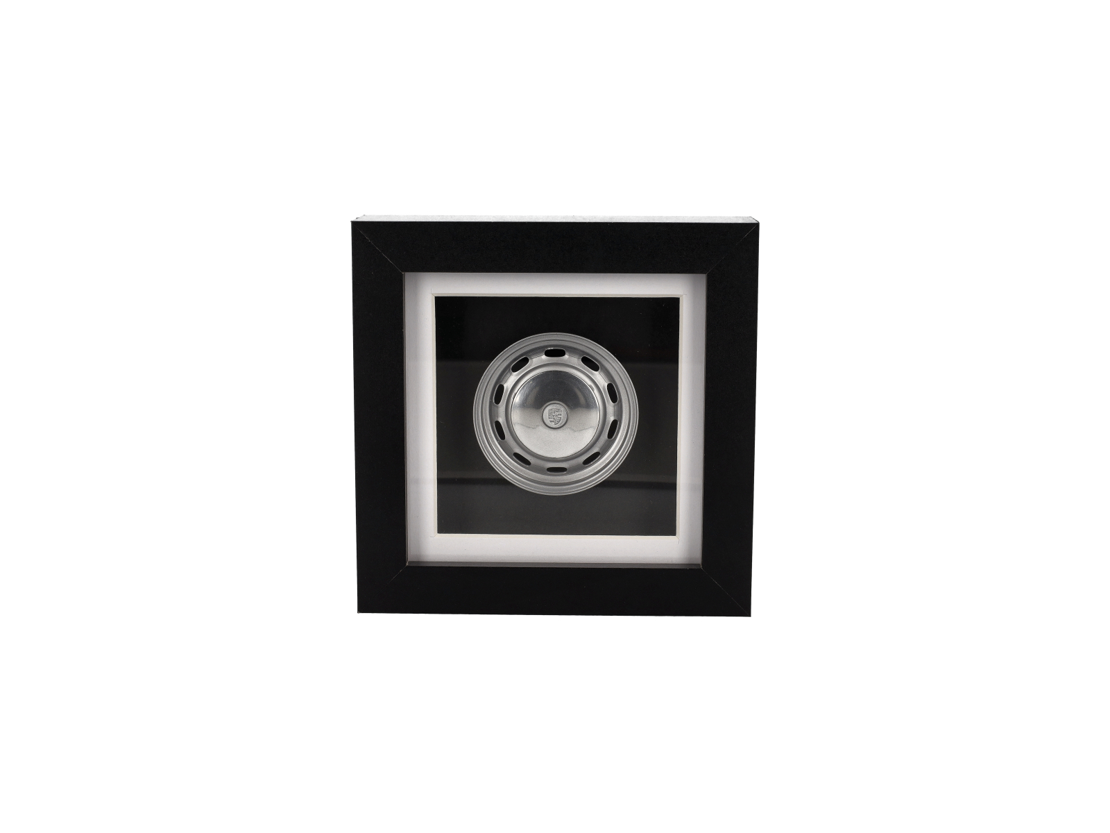 Early 911 steel wheel model - Box framed 1:8 scale 91136102200 ...