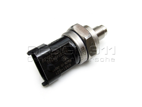 Fuel pressure sensor. Porsche 958 Cayenne Hybrid / Panamera Hybrid ...