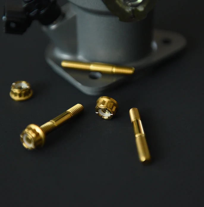 inlet manifold head stud in titanium. Porsche 911 - SL-Ti-In-1 | Design 911