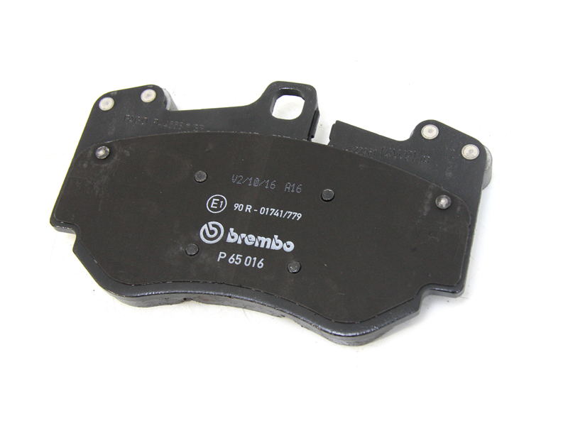 BREMBO P65016 Porsche 95535193952Brake pads Front for Porsche Cayenne ...